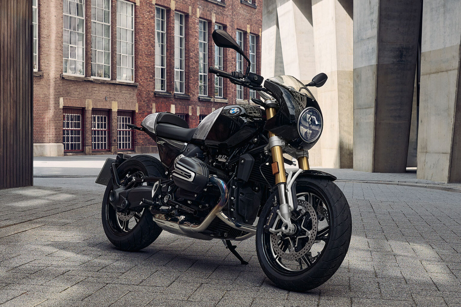 2024年モデルのR12 nineTのスペック/装備/R nineTと比較 - 個人的バイクまとめブログ