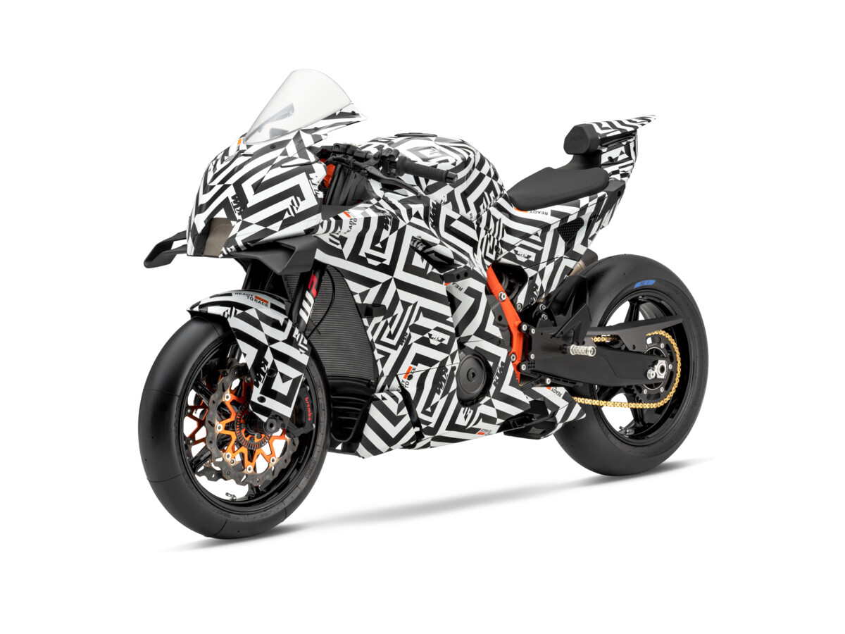 2025年モデルのKTM 990 RC R/TRACKのプロトタイプ公開 - 個人的バイクまとめブログ