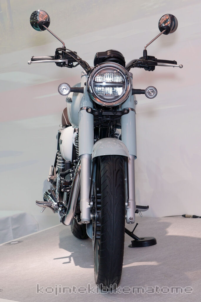 2024年モデルのGB350Cのプコブルーの画像2 - 個人的バイクまとめブログ