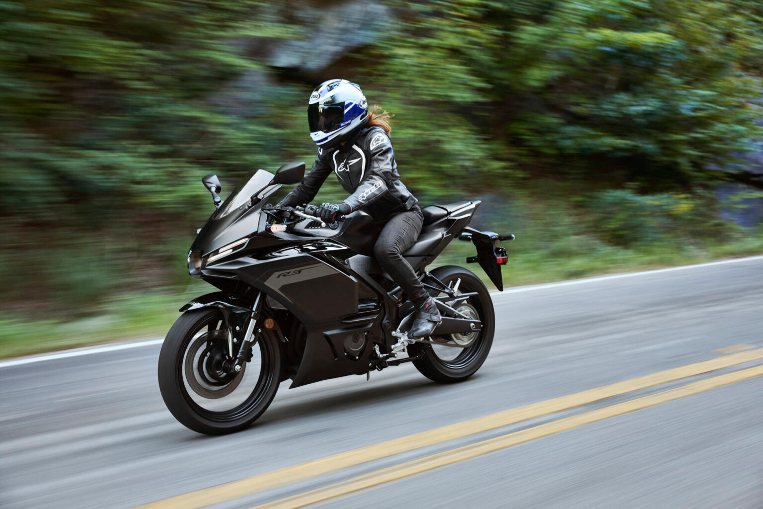 2025 新型YZF-R3と旧型の比較・変更点まとめ - 個人的バイクまとめブログ