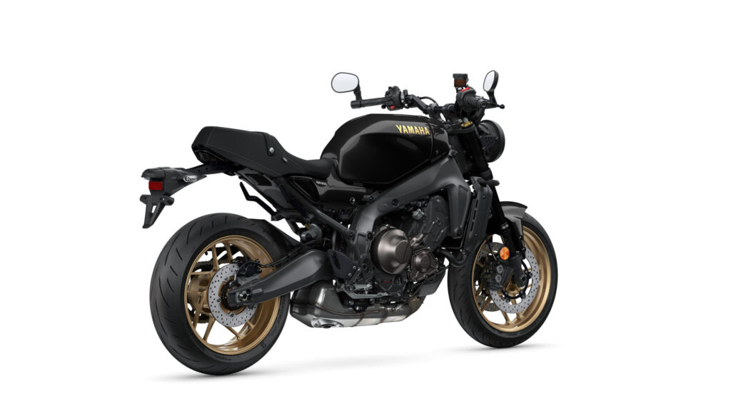 2025 新型XSR900と旧型の比較・変更点まとめ - 個人的バイクまとめブログ