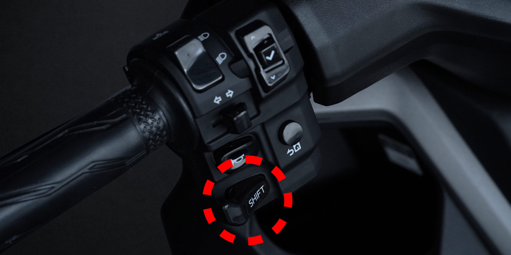 2025 新型NMAX155と旧型の比較・変更点まとめ - 個人的バイクまとめブログ